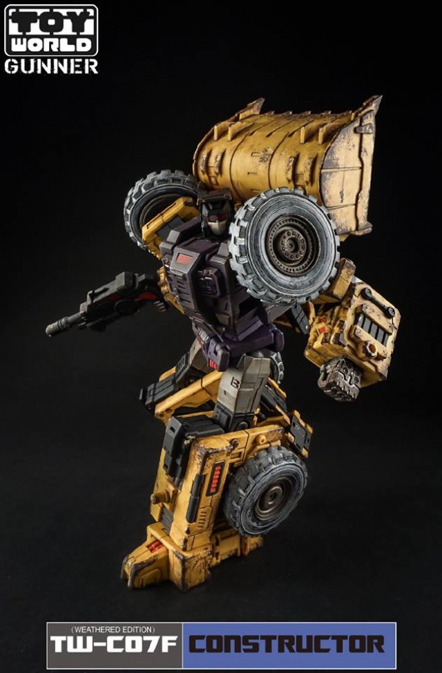 TW-C07F Yellow Constructor Weathered Edition | Toyworld | TFSource