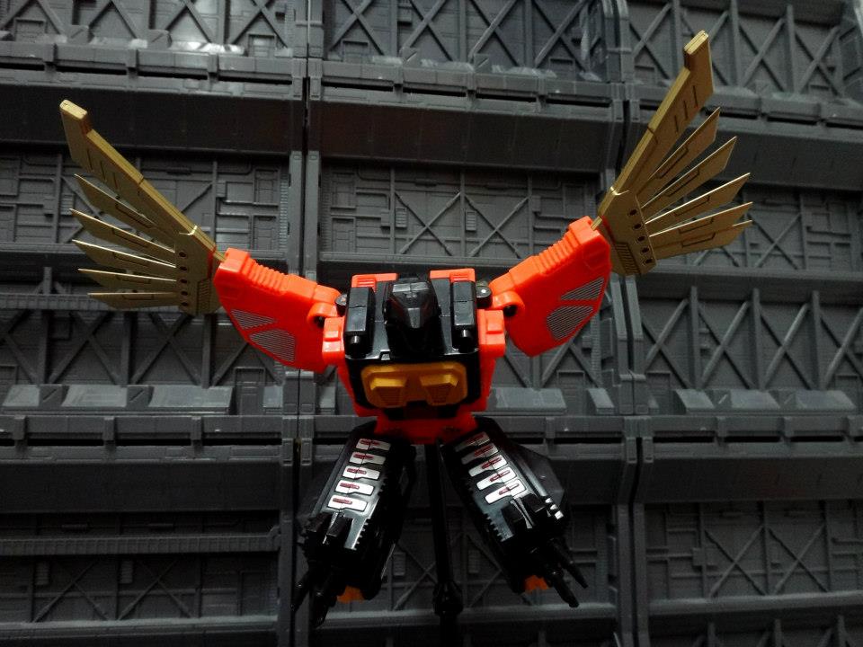 UT-W01 War Hawk War Lord Combiner | Unique Toys | TFSource
