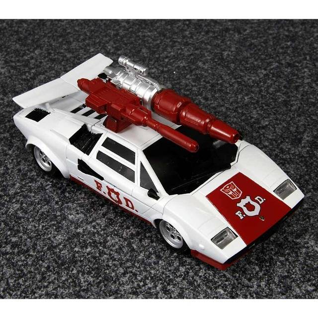 MP-14 Red Alert | Transformers Masterpiece | Takara Tomy
