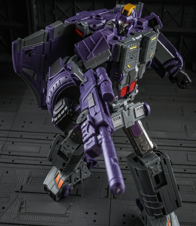 D05 Chigurh | DX9 Toys | TFSource