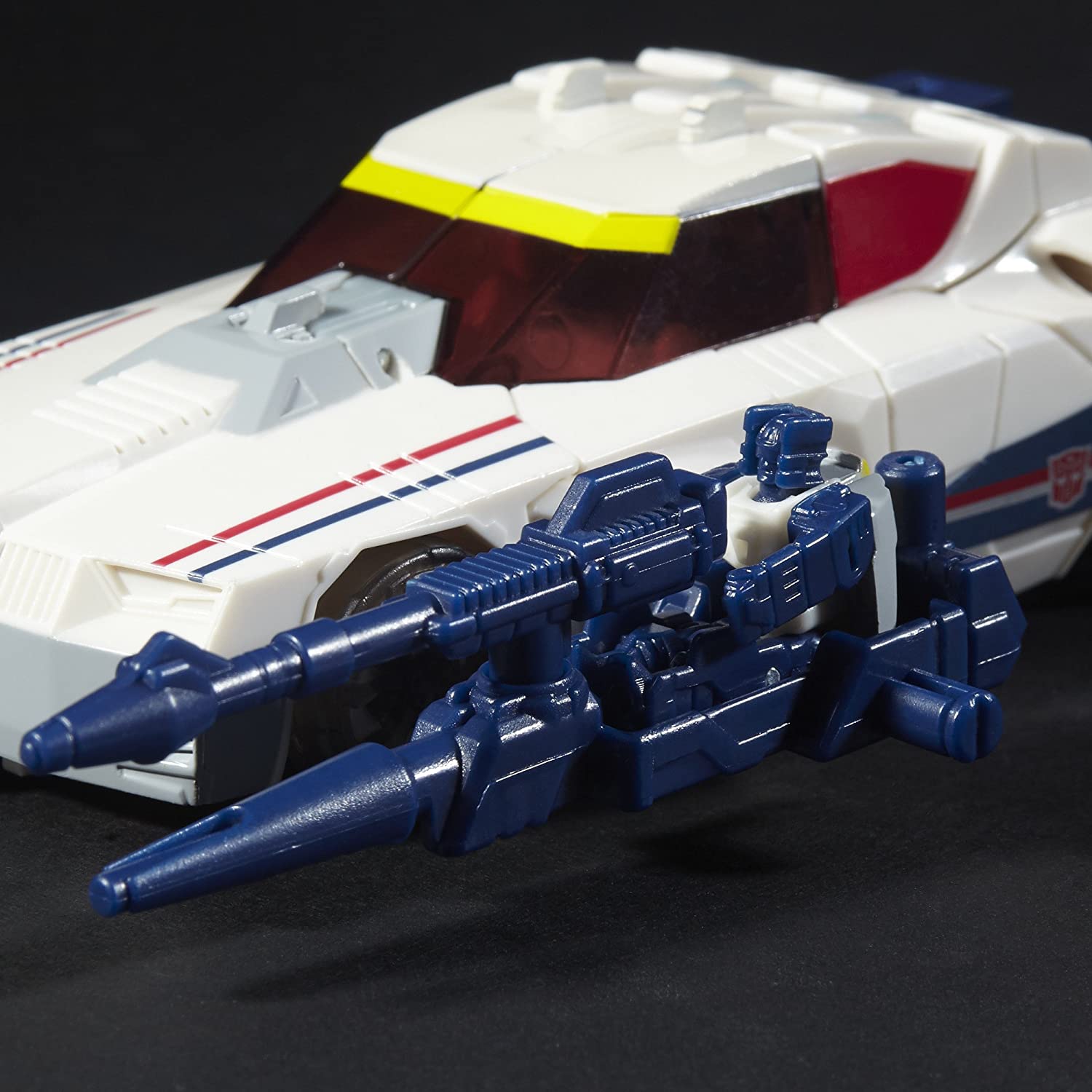 Breakaway with Throttle Deluxe Class | Transformers Generations Titans ...
