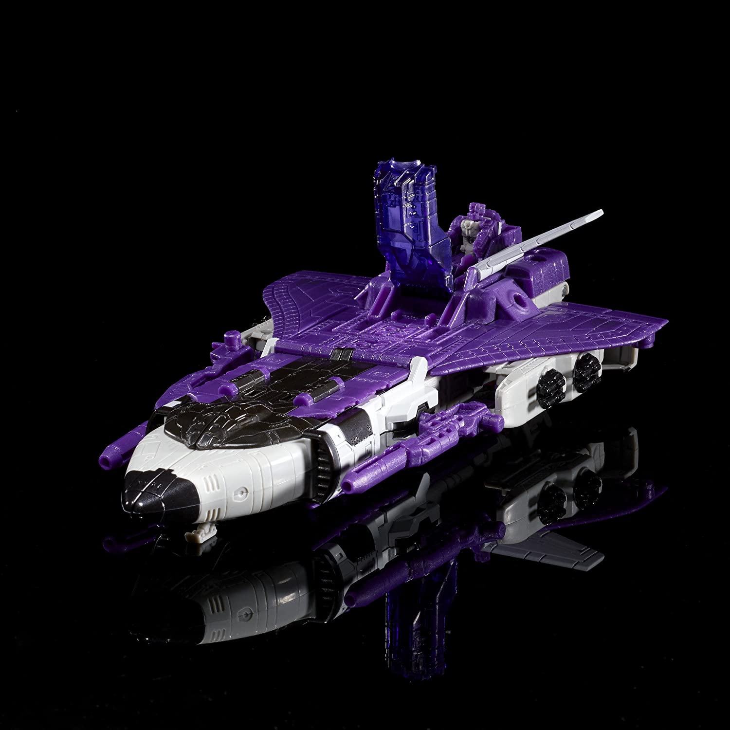 Astrotrain and Darkmoon Voyager Class | Transformers Generations Titans ...