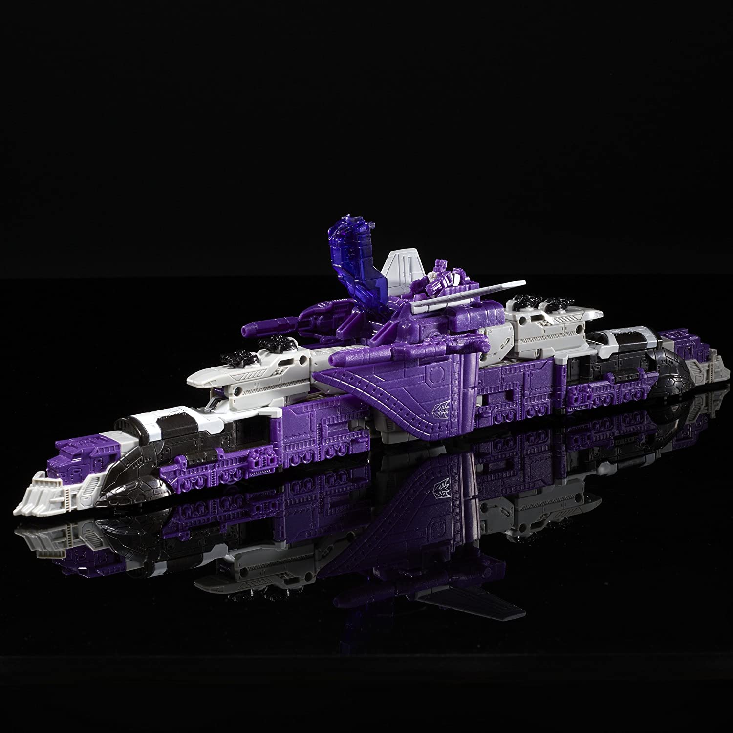 Astrotrain and Darkmoon Voyager Class | Transformers Generations Titans ...