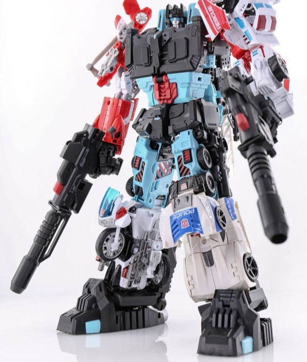TFC-02 Combiner Wars Defensor Upgrade Kit | C Plus Customs