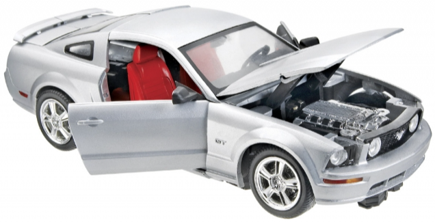 Grimlock | Ford Mustang GT | Transformers Alternators Figure | Toygeek