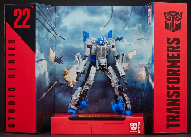 22 Dropkick | Studio Series Transformers Figure | Toygeek