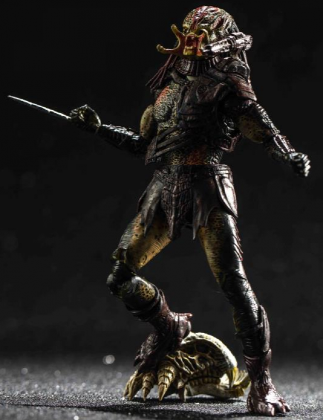 Berserker Predator Unmasked Version PX Previews Exclusive 1:18 Scale ...