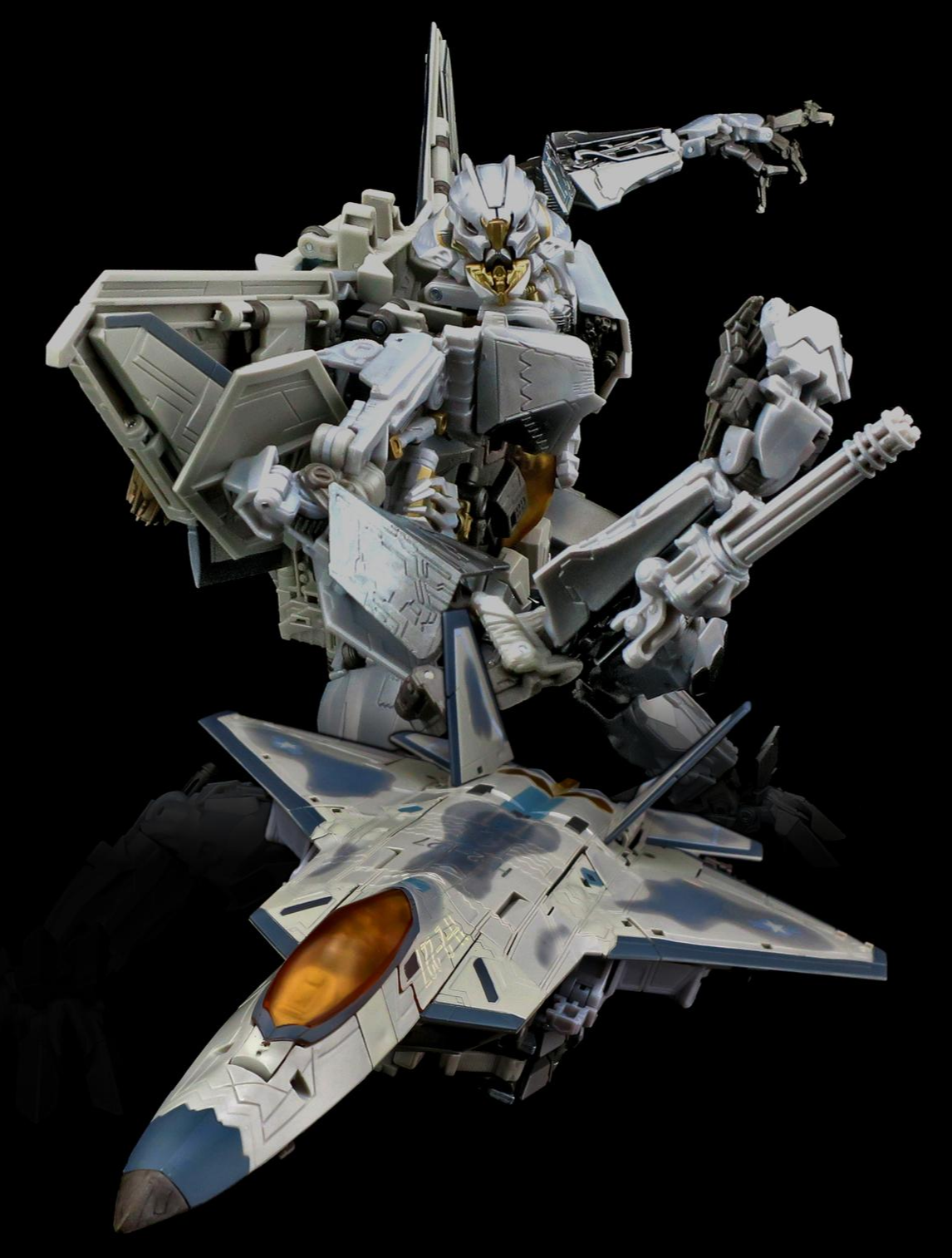MPM-10 Starscream | Transformers Masterpiece Movie Series | Takara Tomy