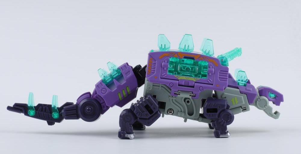 BB-25 Jawbreaker | 52 Toys BeastBOX | Toygeek