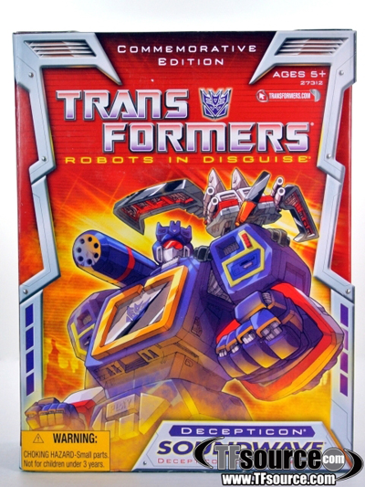 Soundwave | Commemorative Series Transformers Reissue | Toygeek