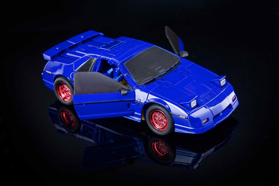 MX-26B Bond and James Japanese Version | X-Transbots | TFSource