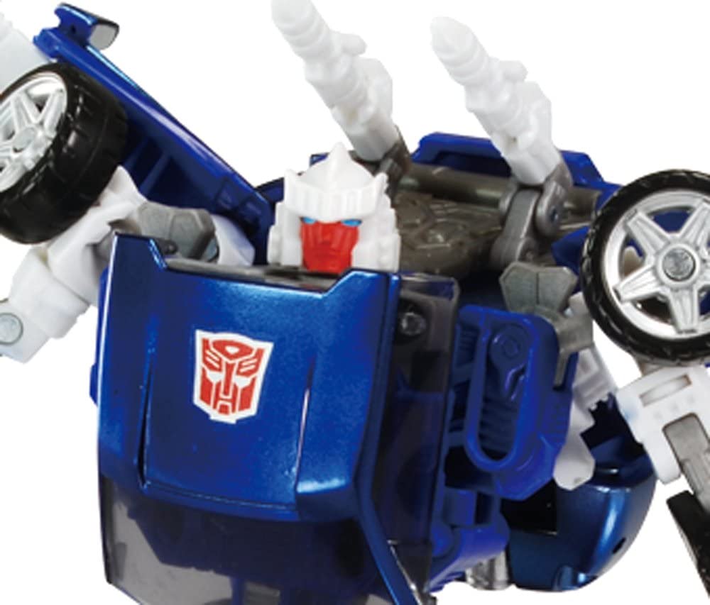 UN-13 Autobot Tracks | Transformers United Figure by Takara Tomy | Toygeek