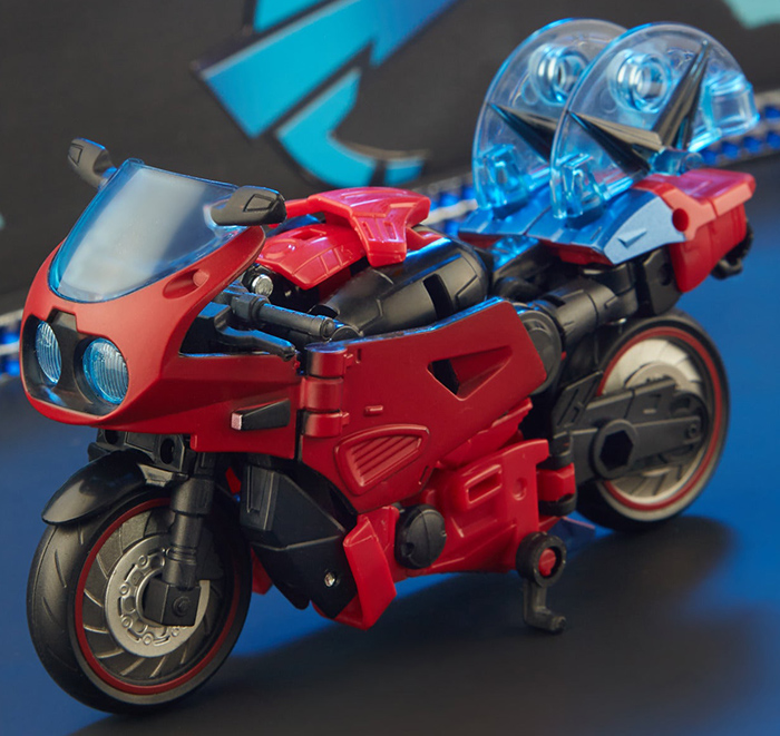 Road Rocket | Velocitron Transformers Figure | Toygeek