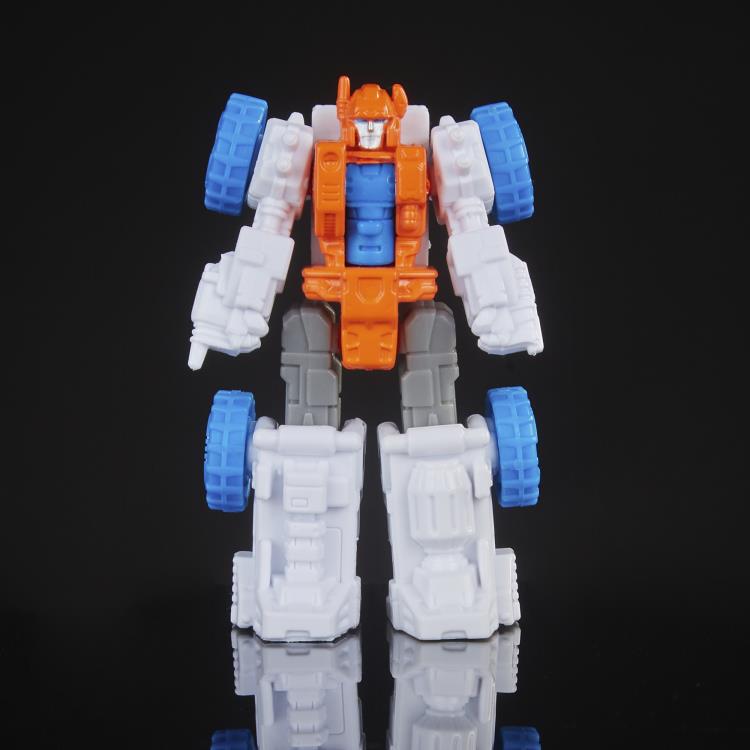 Guardian Robot and Lunar-Tread | Transformers Legacy Figure by Hasbro ...