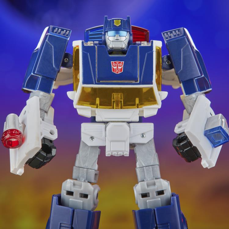 Rescue Bots Universe Autobot Chase Deluxe Class | Transformers: Legacy ...