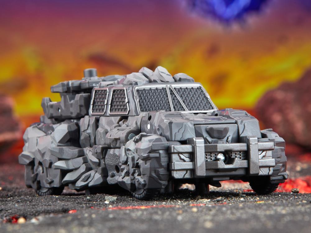 Infernac Universe Magneous Deluxe Class | Transformers: Legacy United