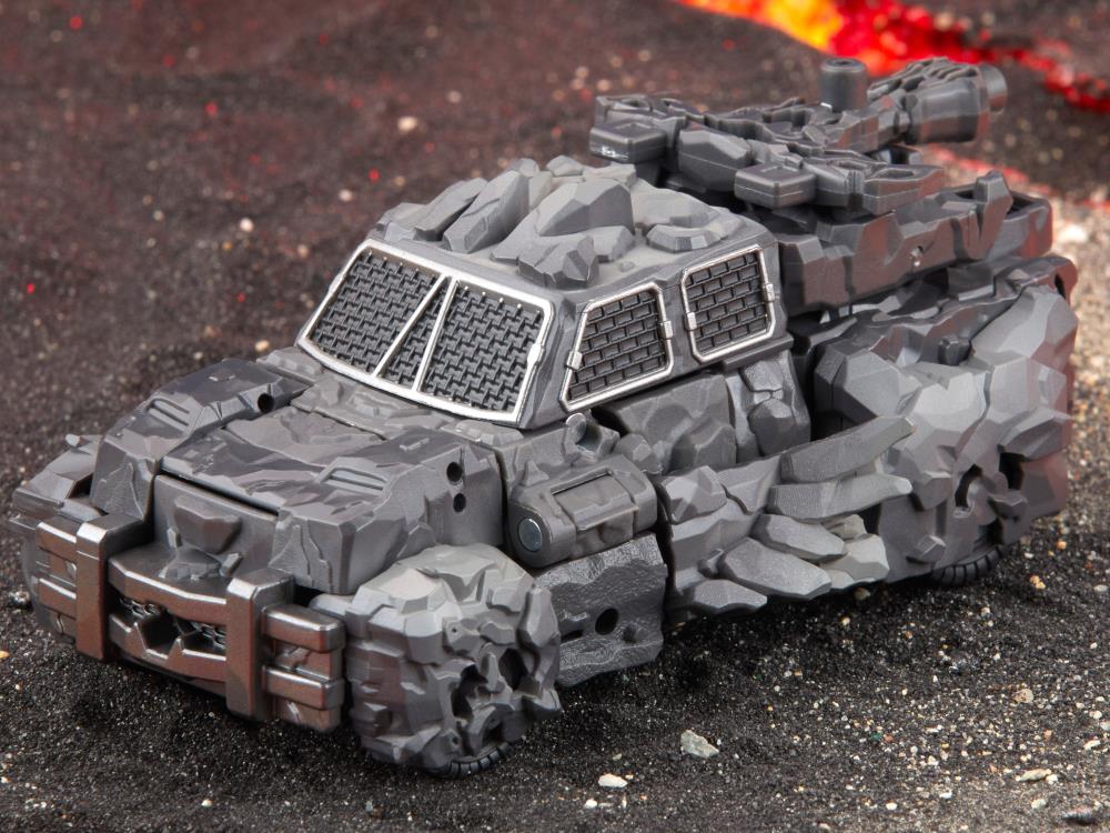 Infernac Universe Magneous Deluxe Class | Transformers: Legacy United