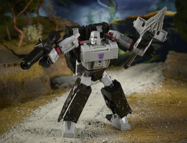 ER-13 Megatron Japanese Version | War for Cybertron Earthrise ...