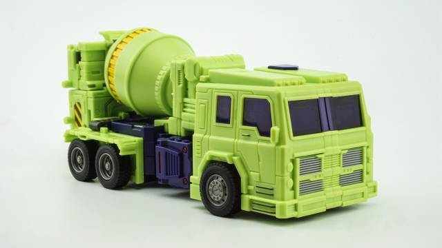 TW-C06 Concrete | Toyworld Constructor Combiner | TFSource
