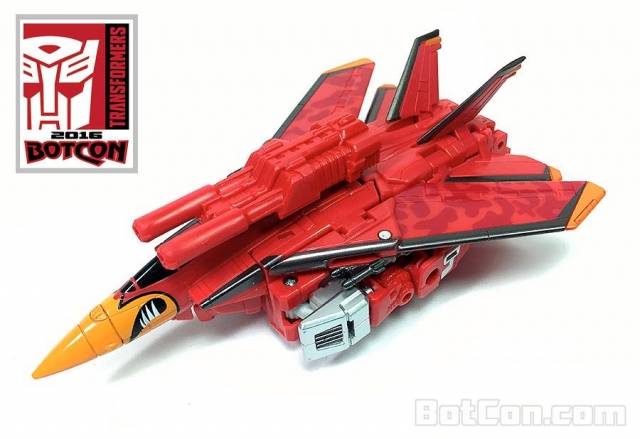 Terrorsaur Botcon Exclusive | BotCon 2016 Transformers Exclusive | Toygeek