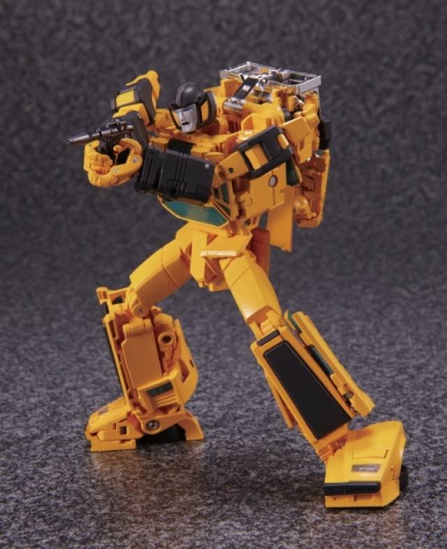 MP-39 Sunstreaker | Masterpiece G1 Transformers Figure | Toygeek