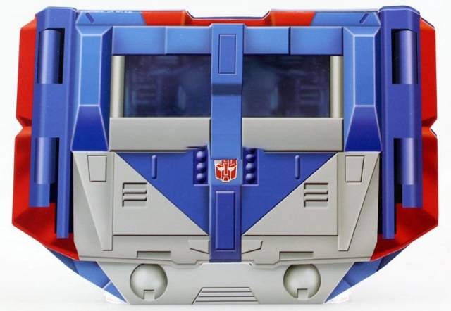 MP-31 Delta Magnus Collectors Coin | Transformers Masterpiece | Takara Tomy