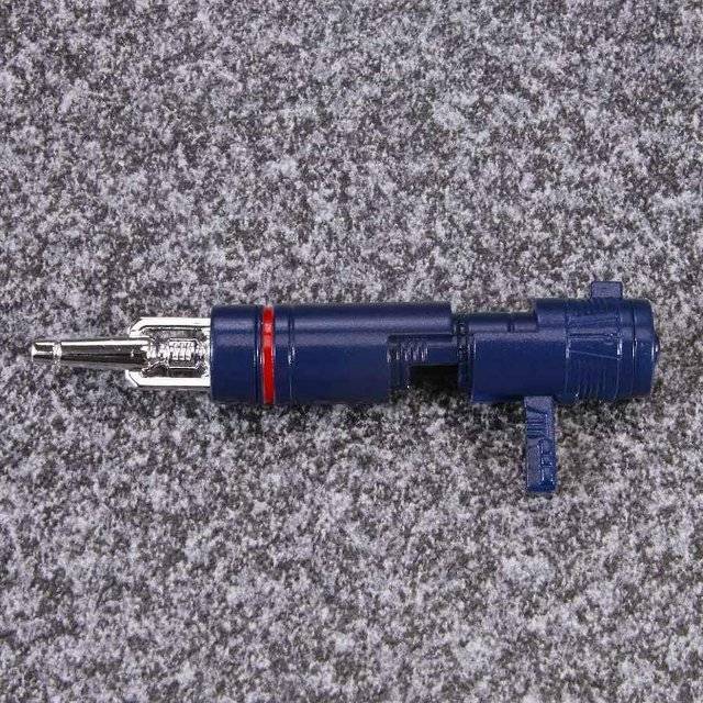 MP-13 - Masterpiece Soundwave