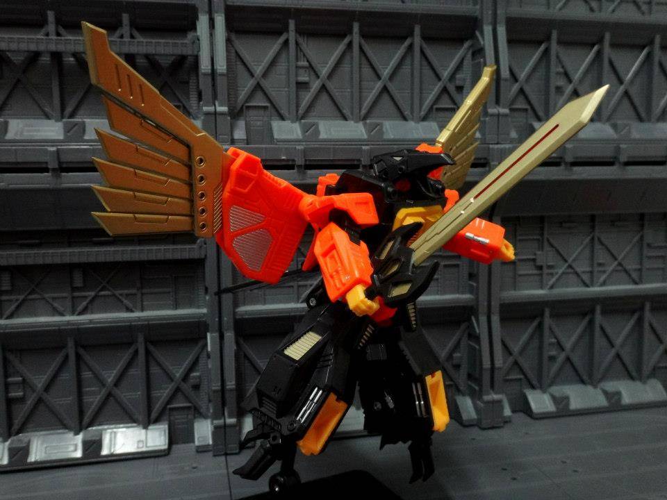 UT-W01 War Hawk War Lord Combiner | Unique Toys | TFSource