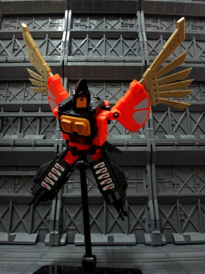 UT-W01 War Hawk War Lord Combiner | Unique Toys | TFSource