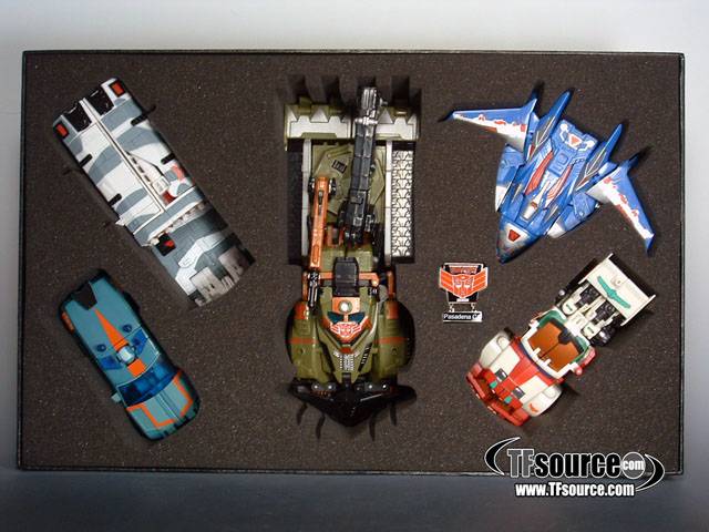 Wings of Honor Boxed Set Botcon Exclusive | Transformers Convention ...