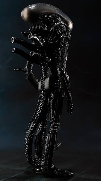 Alien Big Chap S.H.MonsterArts | Bandai Tamashii Nations | Alien