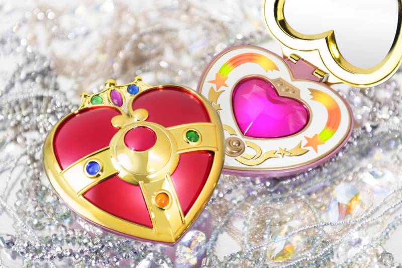 Cosmic Heart Compact Proplica | Bandai Tamashii Nations | Sailor Moon