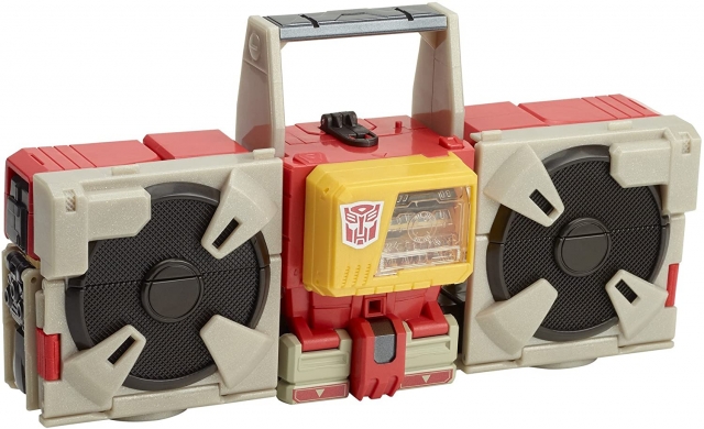 Blaster and Twin Cast Leader Class | Transformers Generations Titans ...