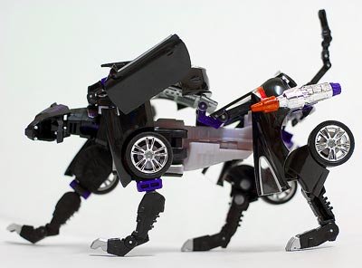 Ravage | Jaguar XK | Transformers Alternators Figure | Toygeek