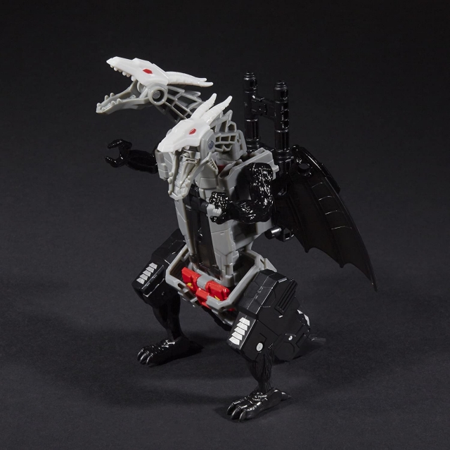 Twinferno with Daburu Deluxe Class | Transformers Generations Titans ...