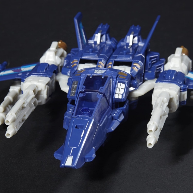 Triggerhappy and Blowpipe Deluxe Class | Transformers Generations ...