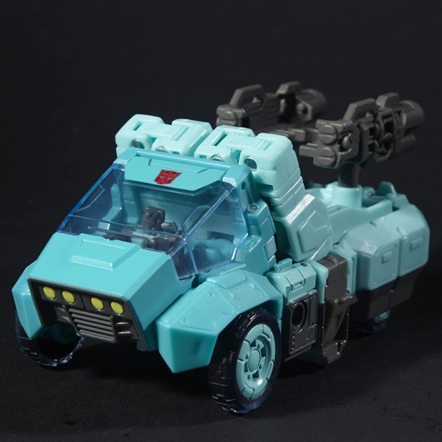 Autobot Sergeant Kup and Flintlock Deluxe Class | Transformers ...