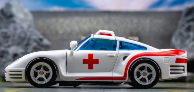 MB-12 Athena | Fans Hobby | Toygeek