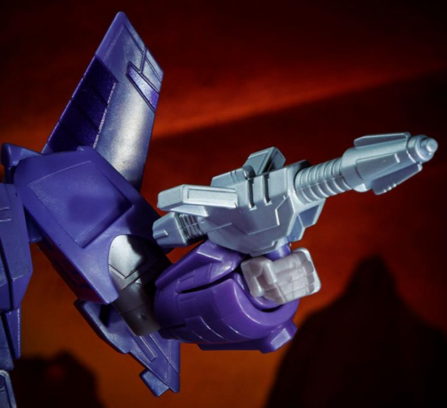 WFC-K9 Cyclonus | Transformers War for Cybertron Kingdom Chapter