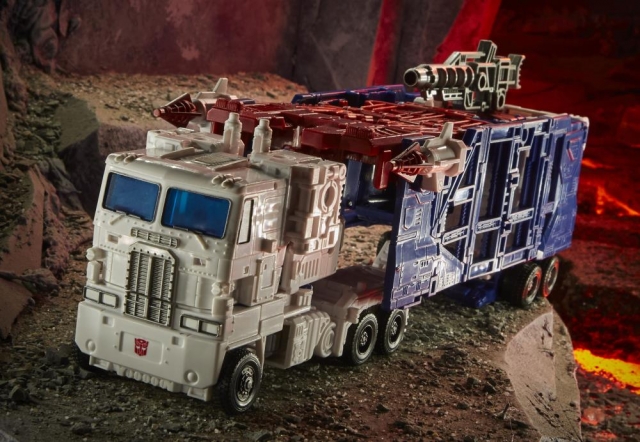 WFC-K20 Ultra Magnus | Transformers War for Cybertron Kingdom Chapter