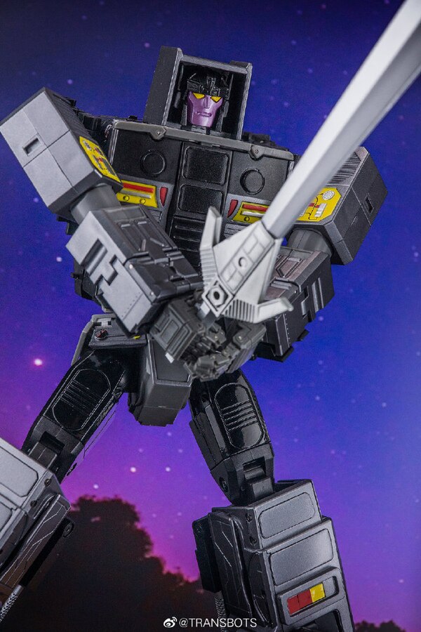 MX-12T Gravestone Youth Version | X-Transbots | TFSource