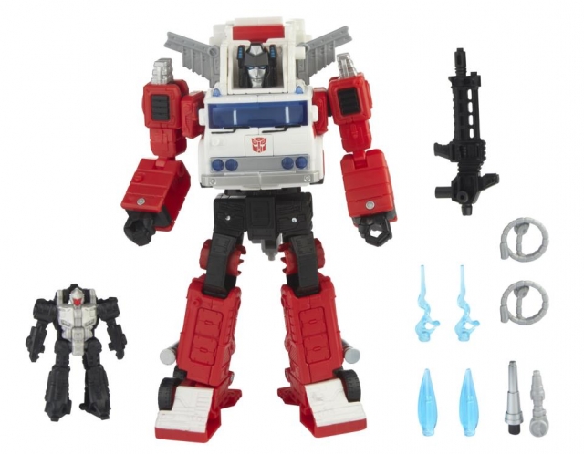 WFC-GS26 Artfire | Generations Selects Transformers Figure | Toygeek