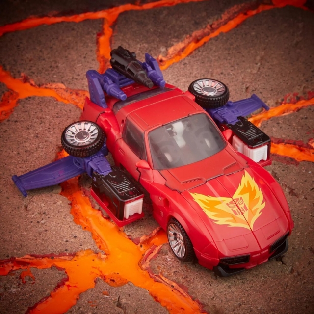 WFC-K41 Autobot Road Rage Deluxe Class | Transformers Generations War ...