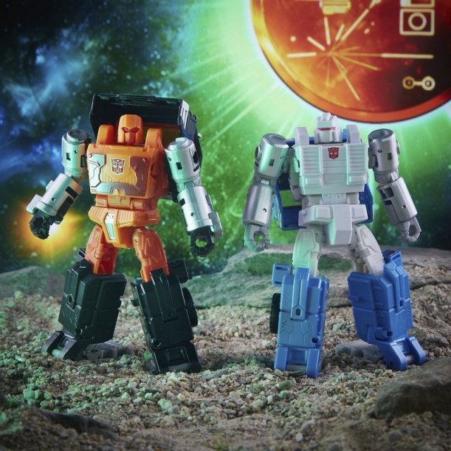 Autobot Road Ranger and Autobot Puffer Deluxe Class | Transformers ...