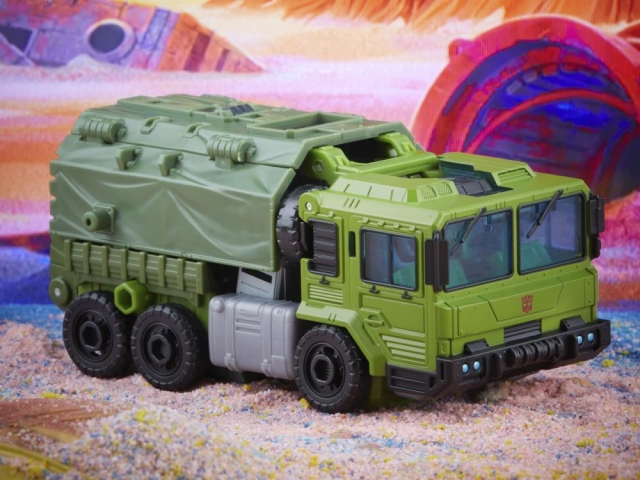 Bulkhead Legacy Voyager Class | Transformers Generations Legacy