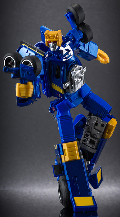 MX-16R Overheat Racer Version Limited Edition | X-Transbots | TFSource