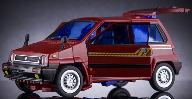 MX-17R2 Surveillant Limited Edition | X-Transbots | TFSource