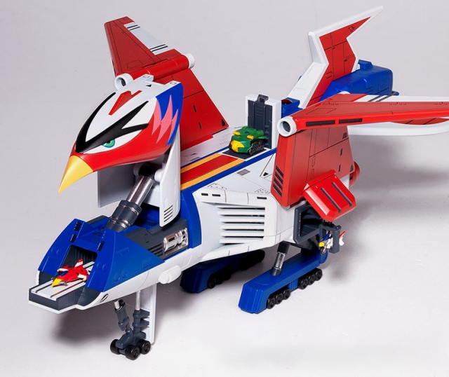 God Phoenix Model Kit with LED | Science Ninja Gatchaman II | Academy ...