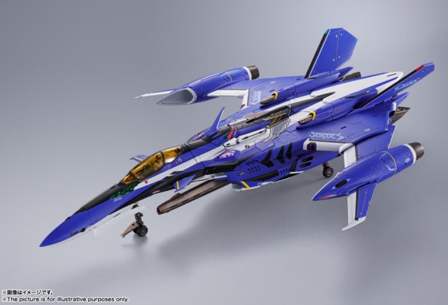 VF-29 Durandal Valkyrie DX Chogokin | Macross Frontier | Bandai Spirits