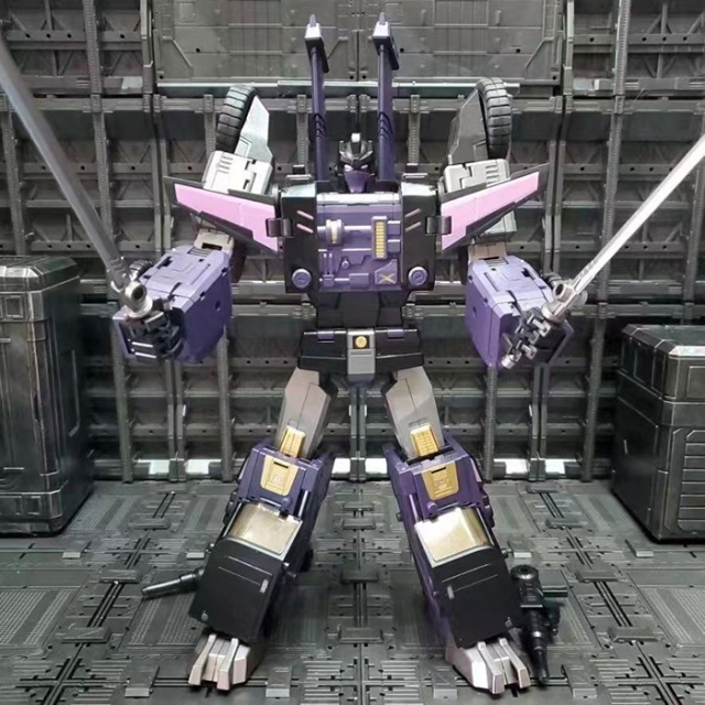 D10B Black Hanzo | DX9 Toys Attila Combiner | TFSource